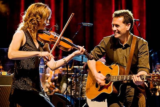 Jane og Shane spiller irsk folkemusik i Firgårde - Din Avis