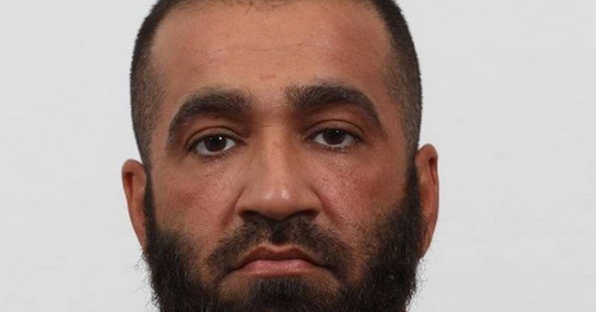 Brutalt knivoverfald: Politiet deler billede i fortsat jagt på ...