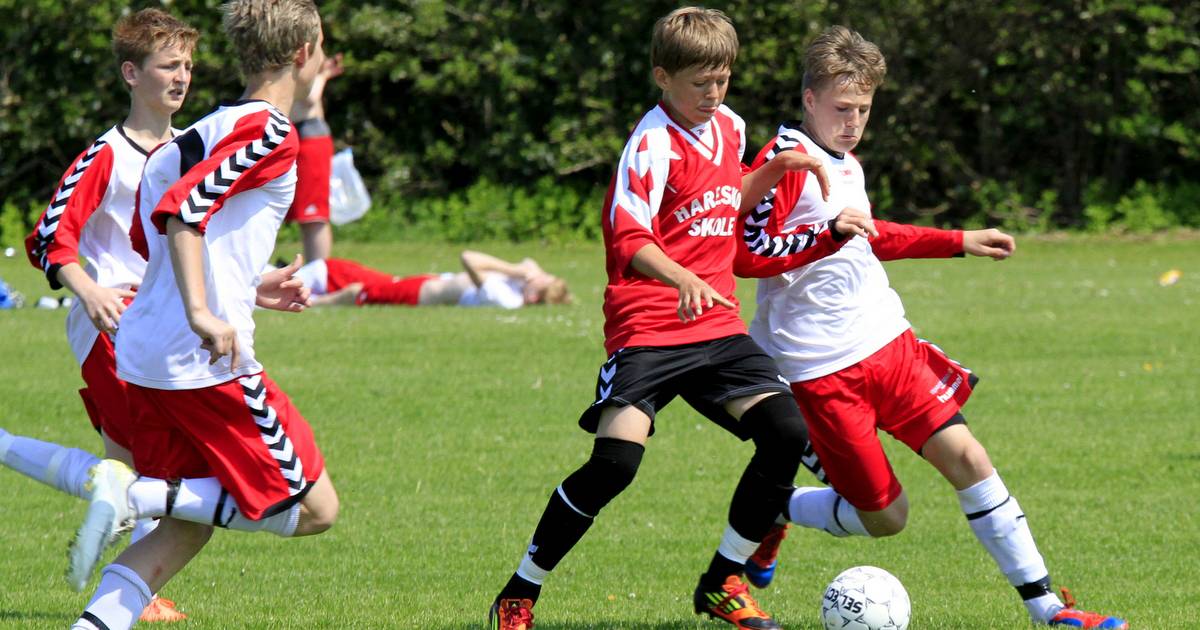 Højboskolen er i kamp om DM-guldet i skolefodbold - Din Avis