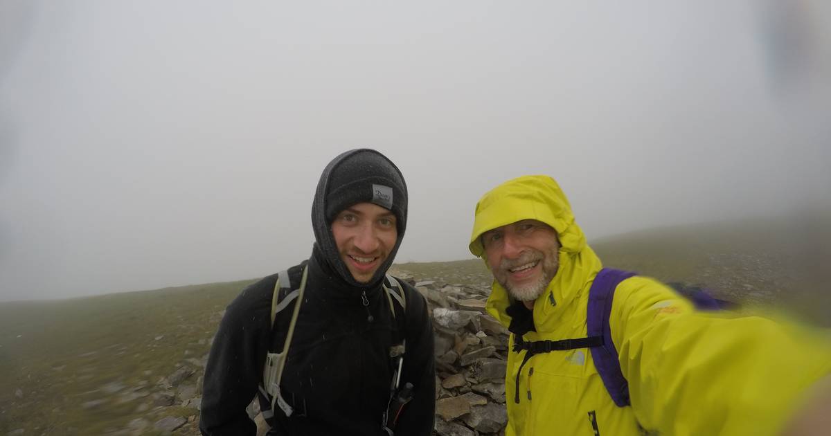 Far og søn laver deres helt egen version af en koncert - Din Avis