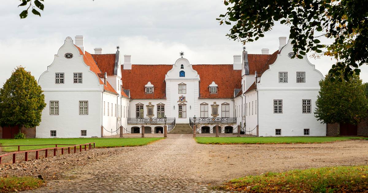 Sådan gik auktionen over milliondyre møbler fra Bidstrup Gods - Din Avis