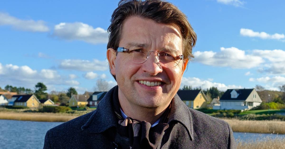 Kommunaldirektøren bliver hjemsendt efter påbud - Din Avis