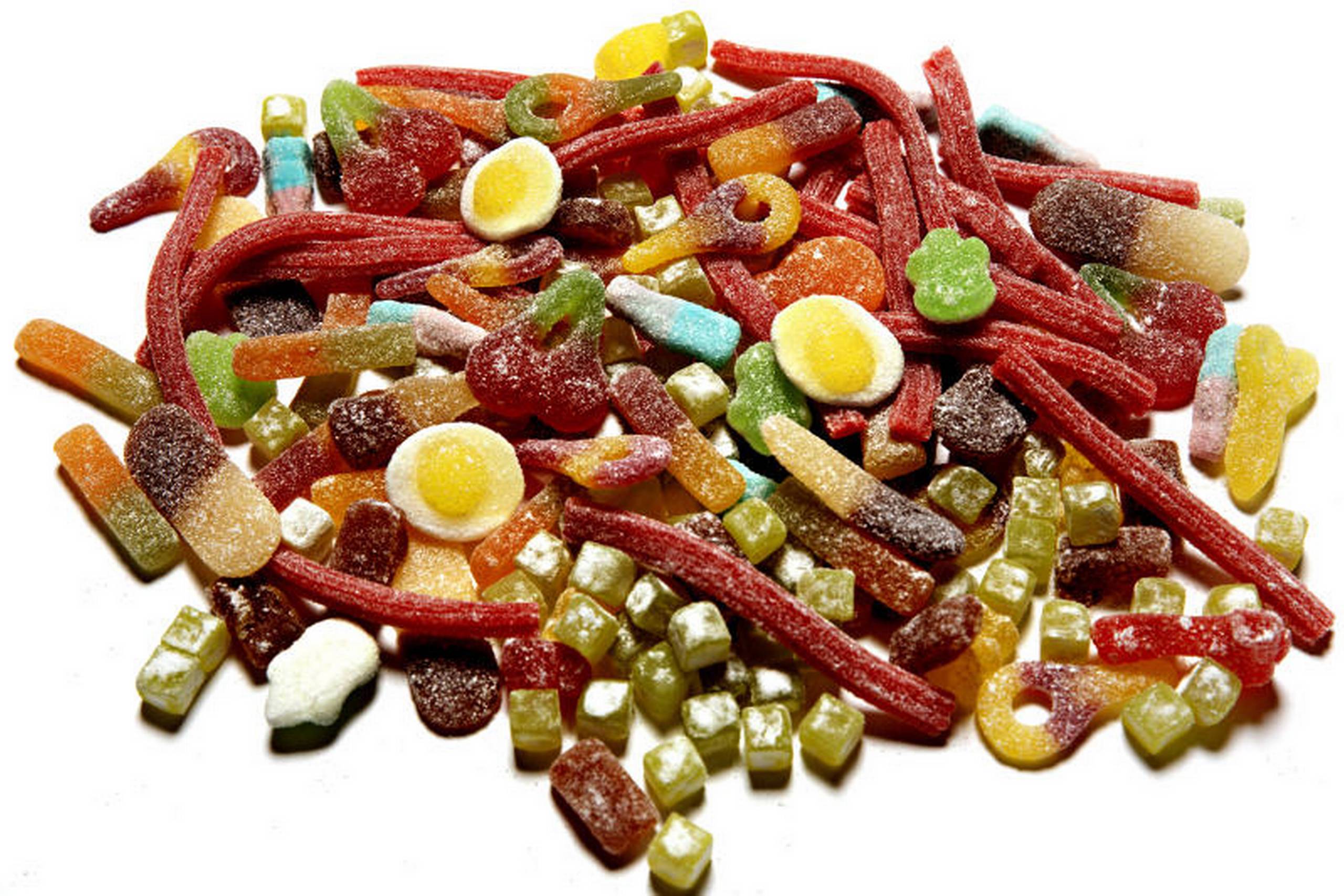 Tyveri i REMA 1000: Piger på 11 og 13 år proppede slik i skoletasken ...