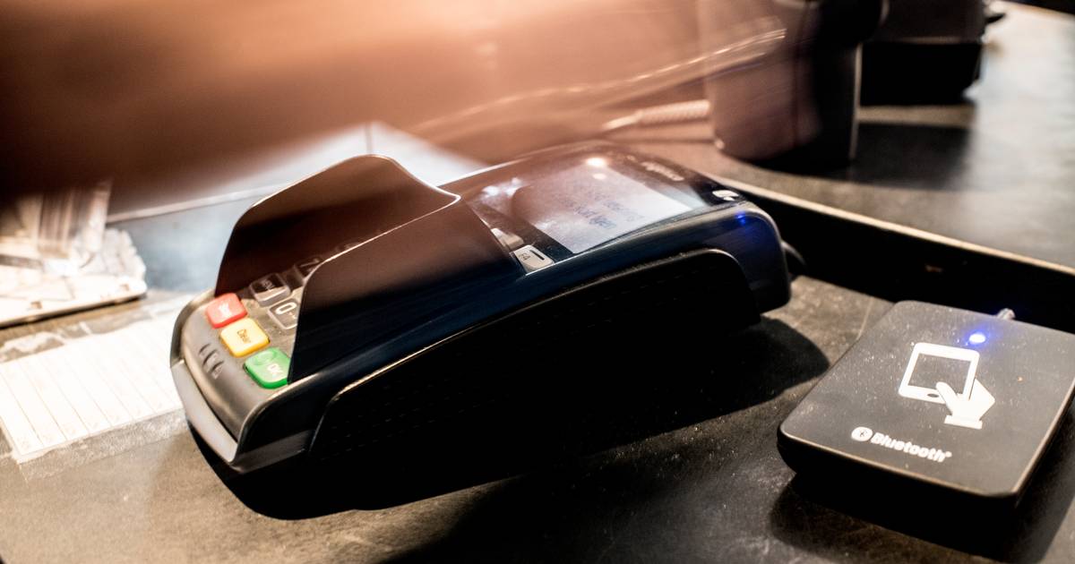 Ung mand franarret flere tusinde kroner efter tur med pirattaxa - Din Avis