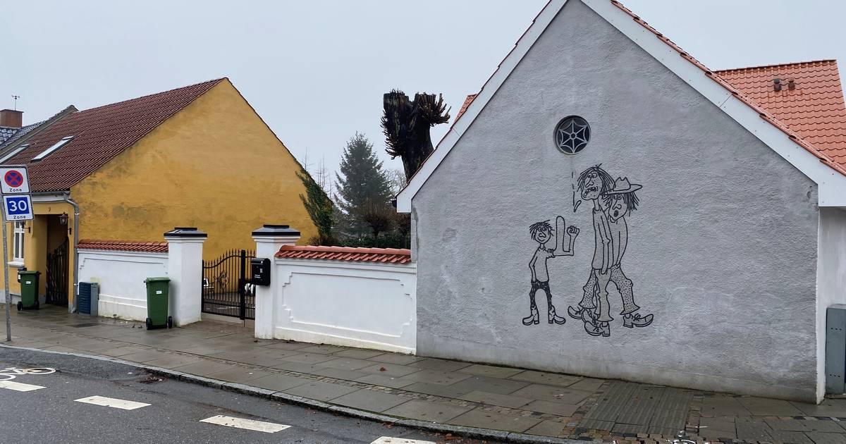 Kom med ind Gummi-Tarzans fars hus: »Her render stadig sløngler rundt i ...