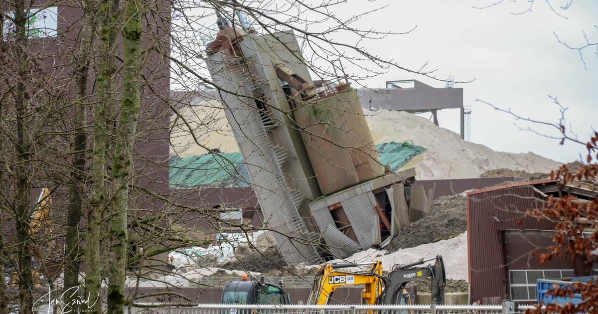 Jordskred og snestorm - nu stopper kørslen - Din Avis
