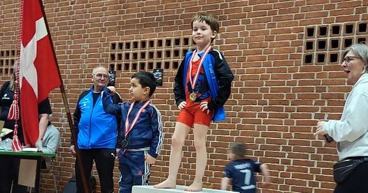 Brydeklub stod bag sit første stævne i mange år - Din Avis