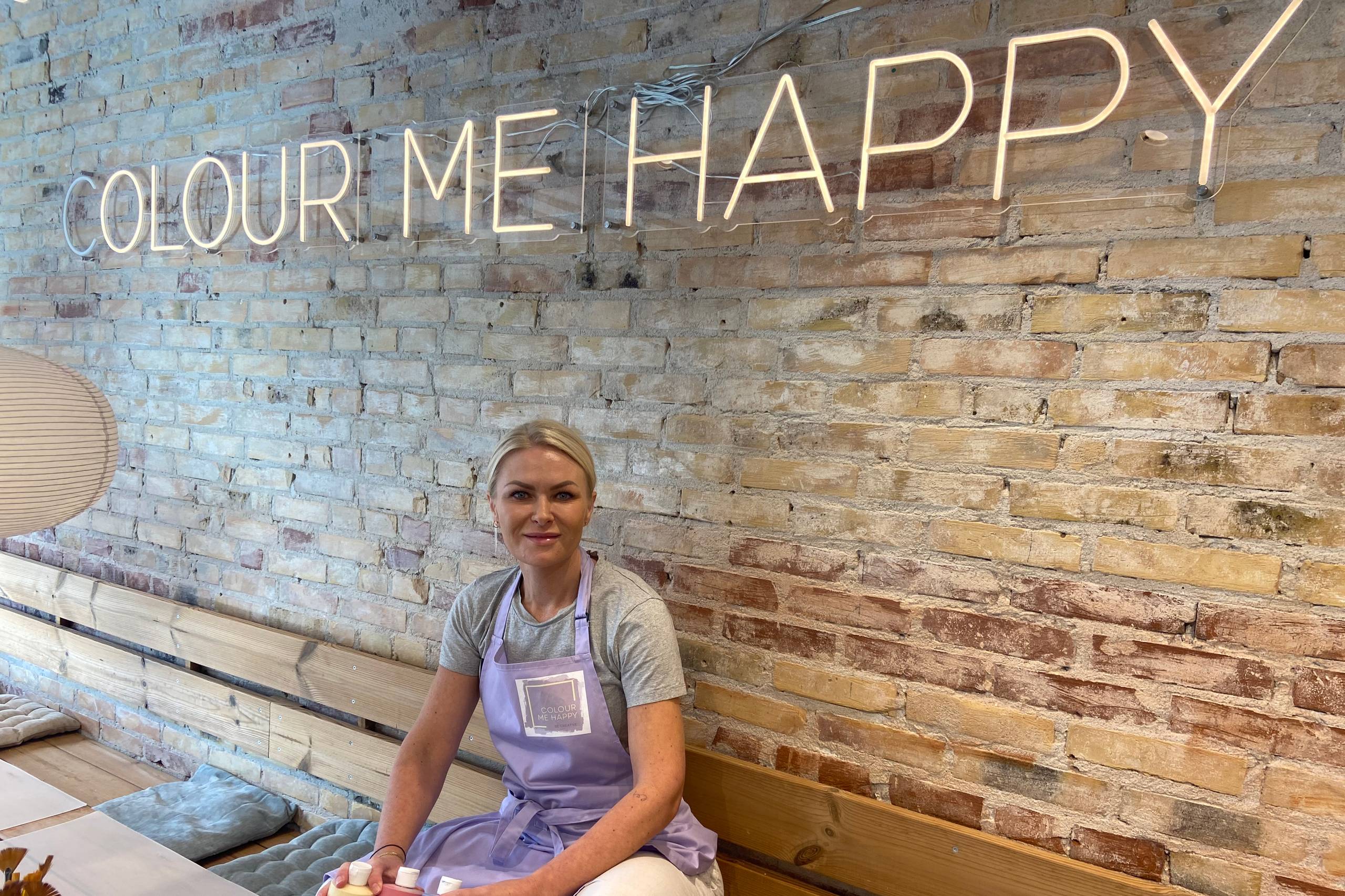 Color Me Happy får en sprudlende søster i Ebeltoft. »Vi nyder at være ...