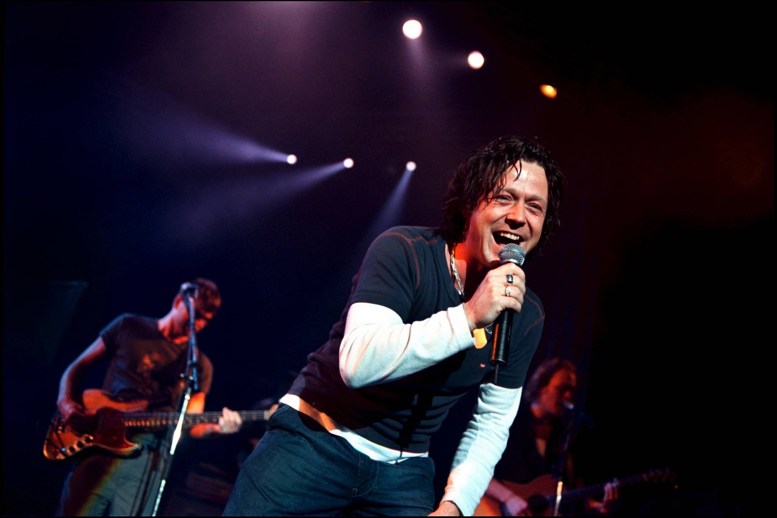 Nyt album med Thomas Helmigs største hits fejrer 40 års jubilæum - Din Avis