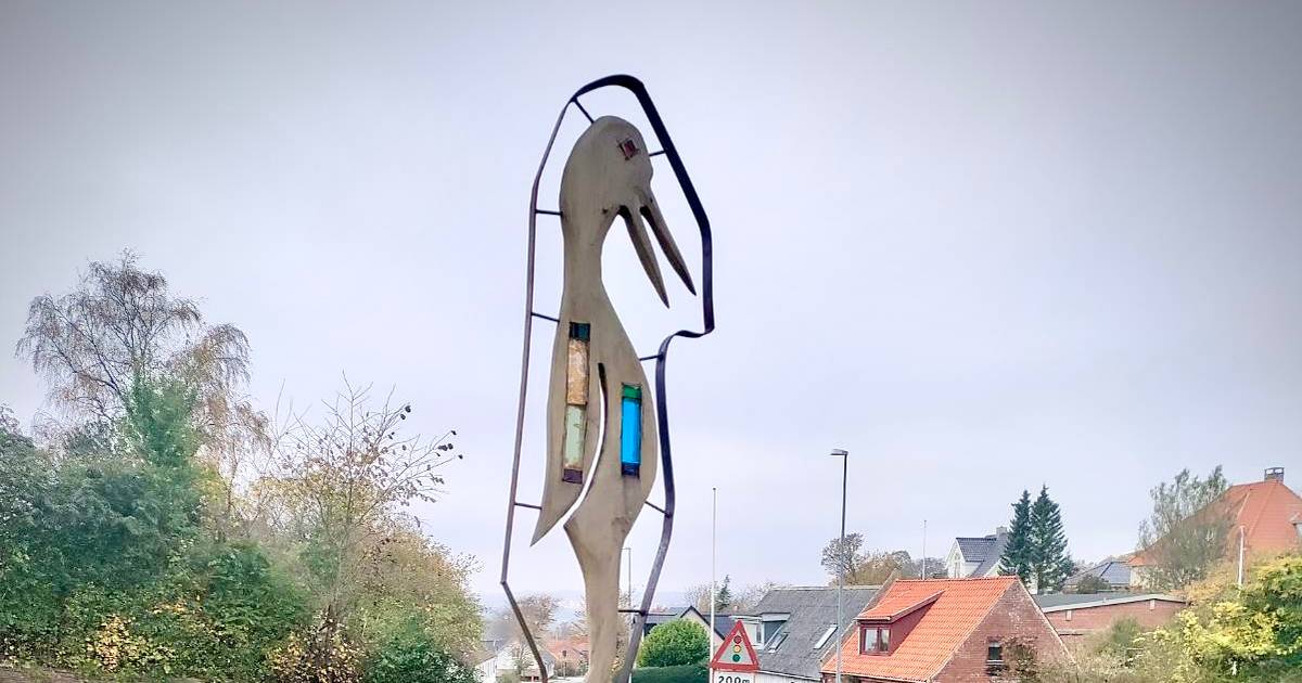 Ny skulptur ved Rønde symboliserer fred - Din Avis