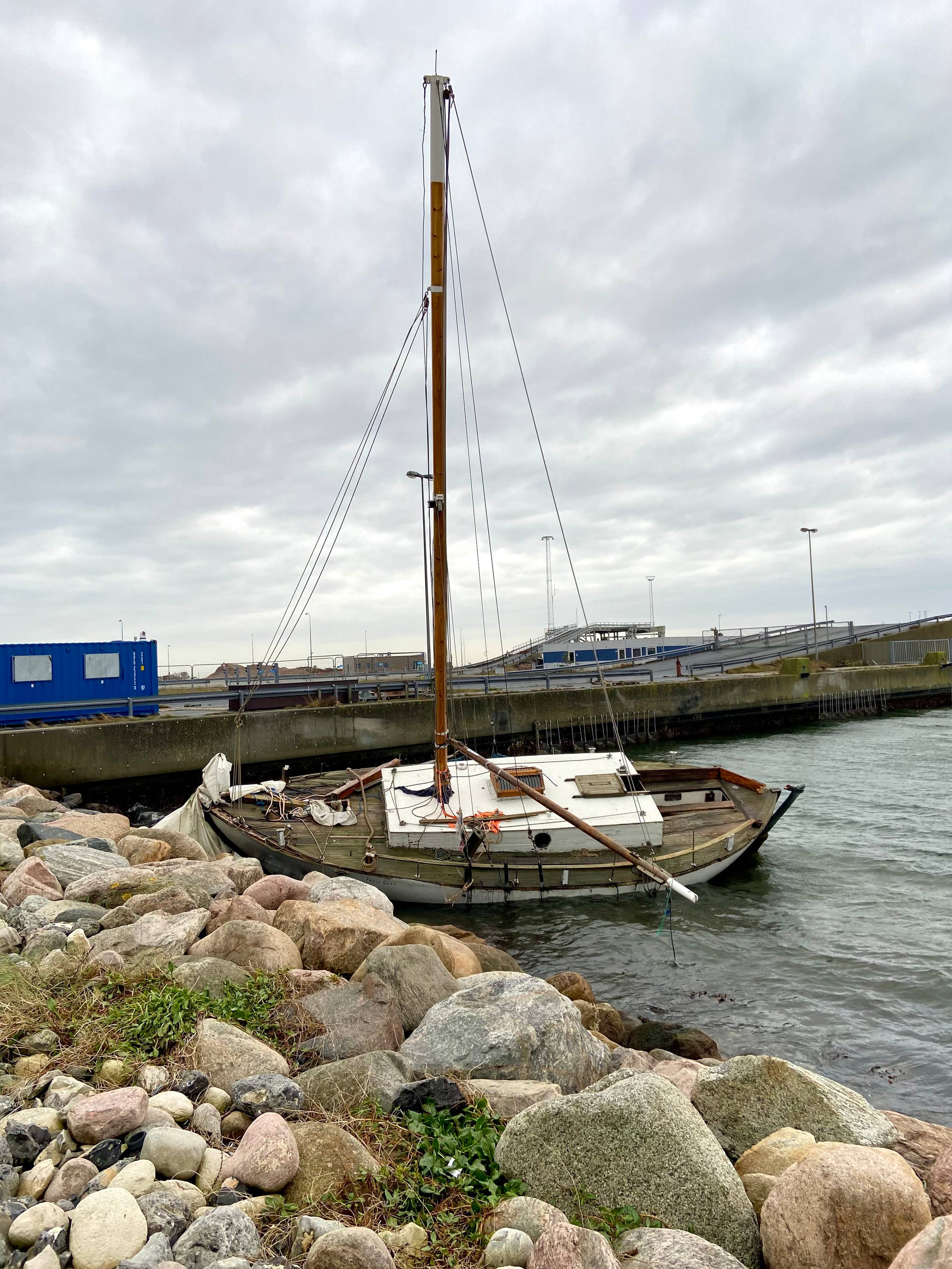 Efter flere måneder: Nu er der nyt om forladt skib - Din Avis