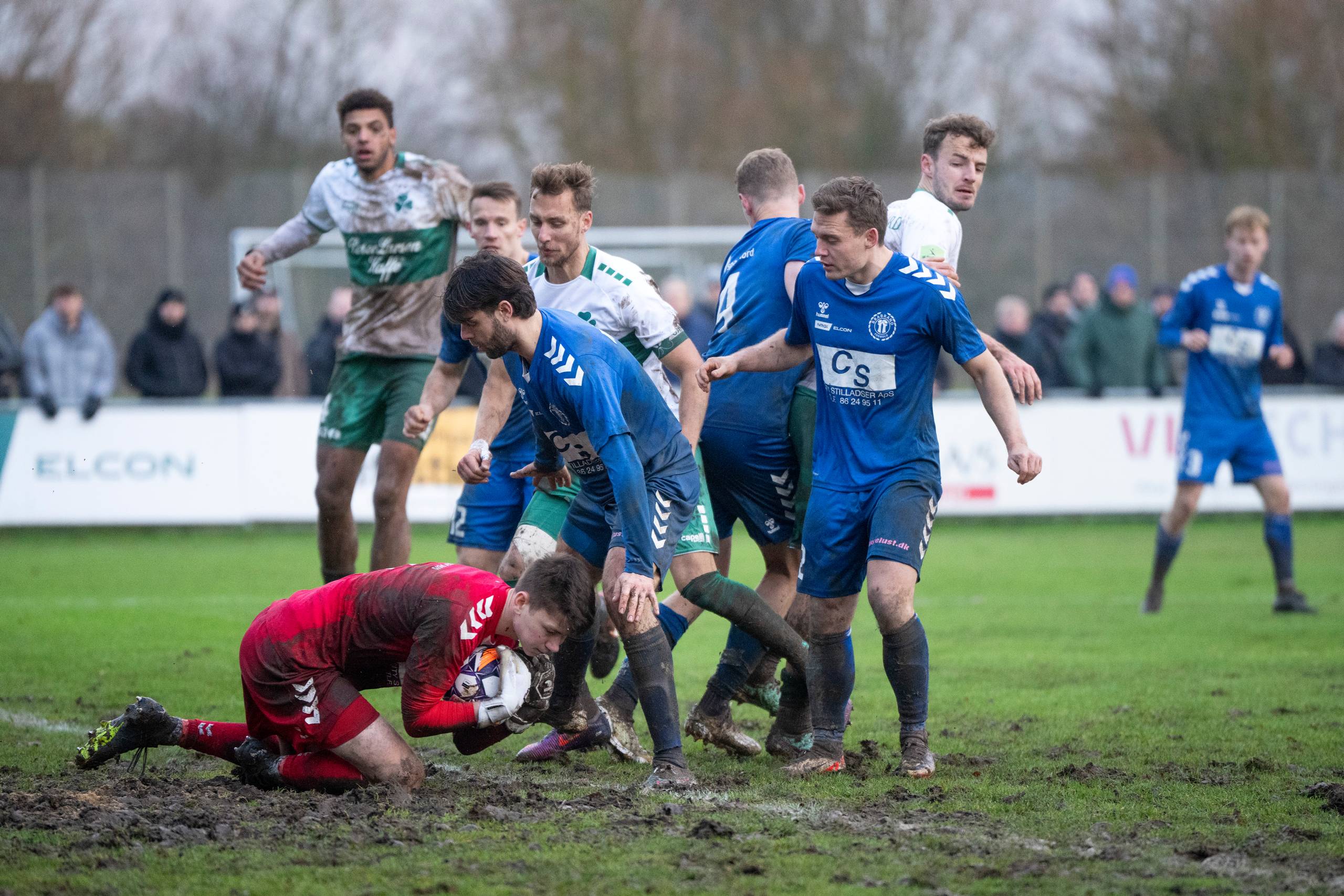 Pokaldræber henter 1-1 mod Viborg i livlig mudderkamp - Din Avis