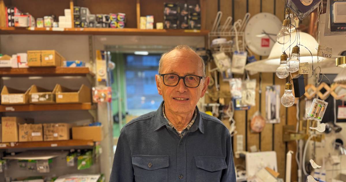 Kendt butik lukker efter 79 år: »Jeg har haft det skægt« - Jyllands-Posten