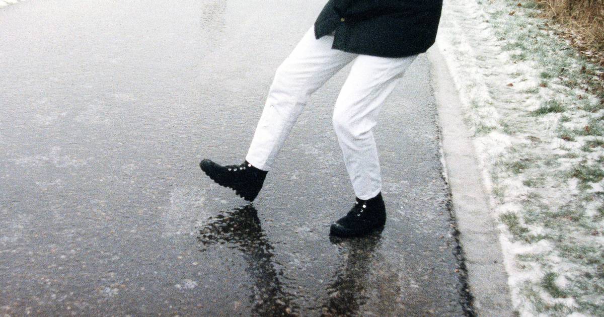 Ekstremt glatte veje overraskede kommunen: »Vi kunne ikke nå at reagere ...