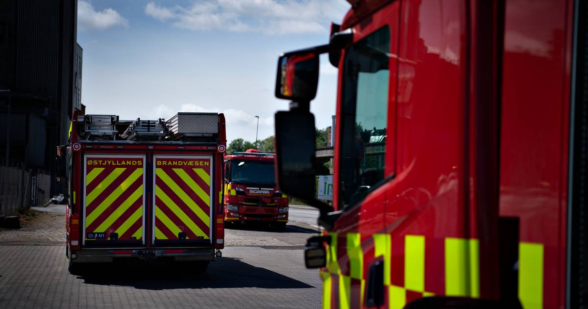 Flere styrker sendt til brand på havnen i Aarhus - Din Avis