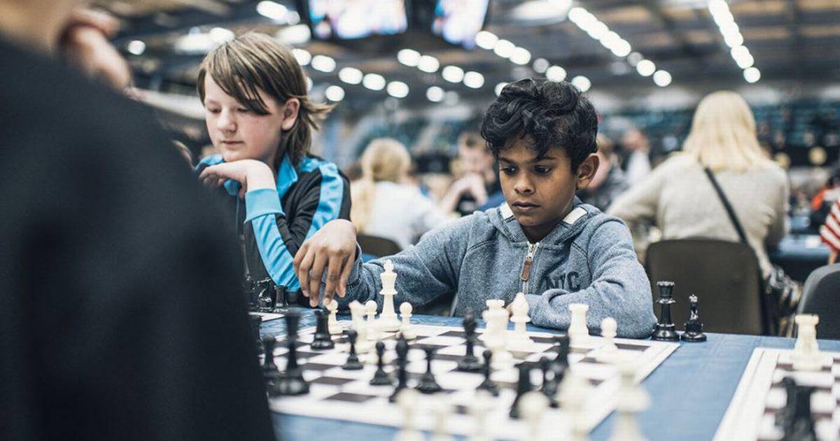 Næsten 1000 lokale elever spiller skak - Din Avis