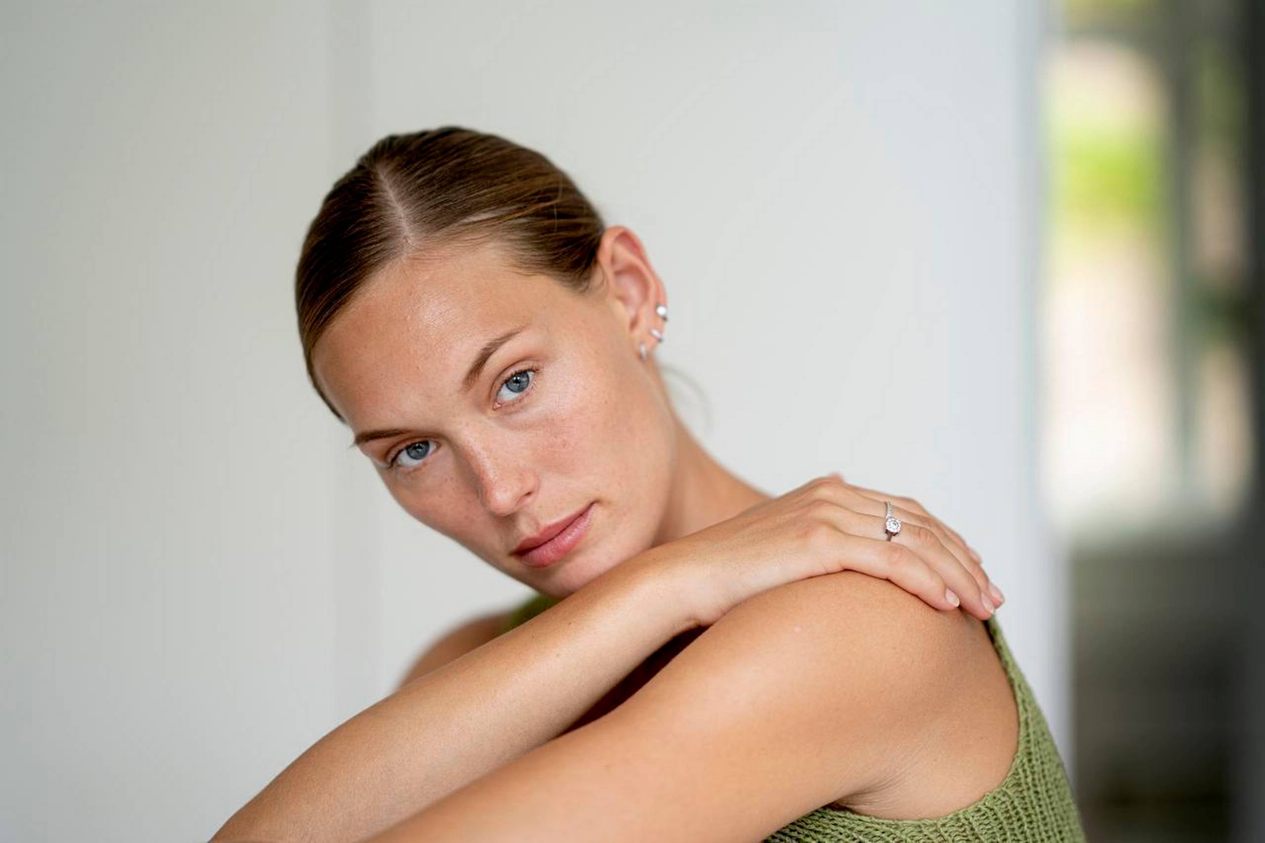 Nu afslører popstjerne bryllupsplanerne med Toft Simonsen - Din Avis