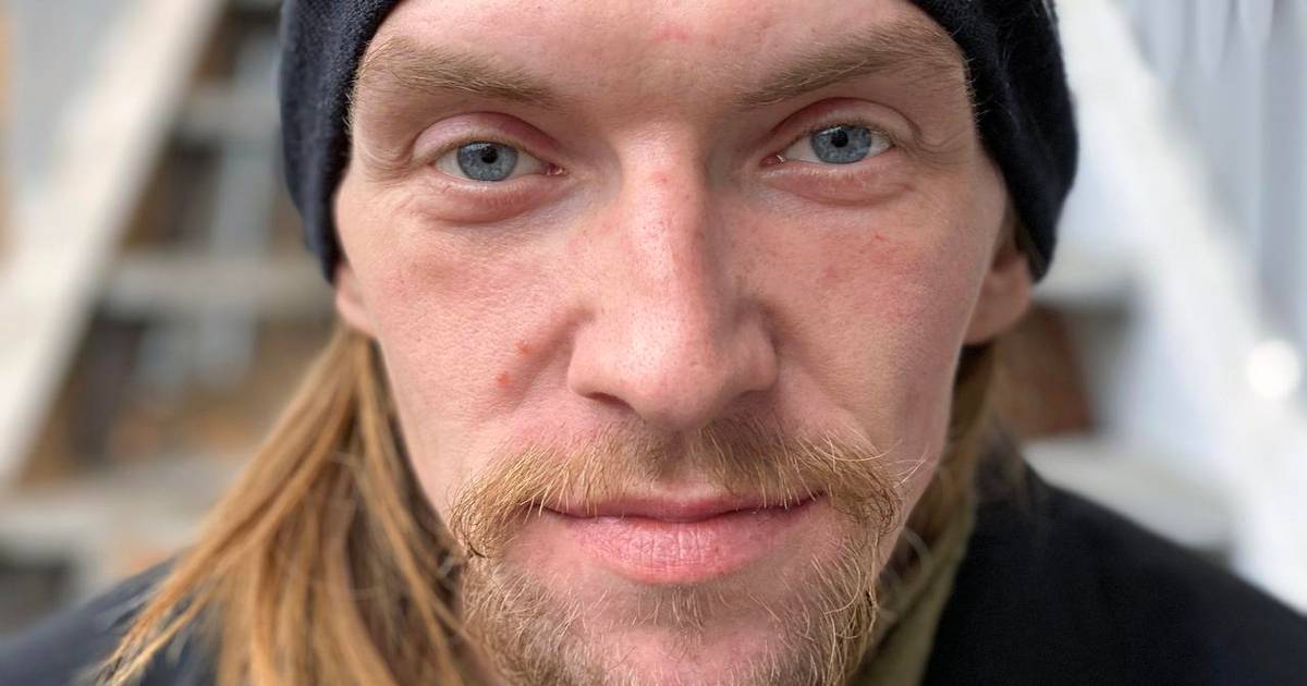 Hjemløse Allan må igen holde jul uden sin datter: "Det er et hul i ...