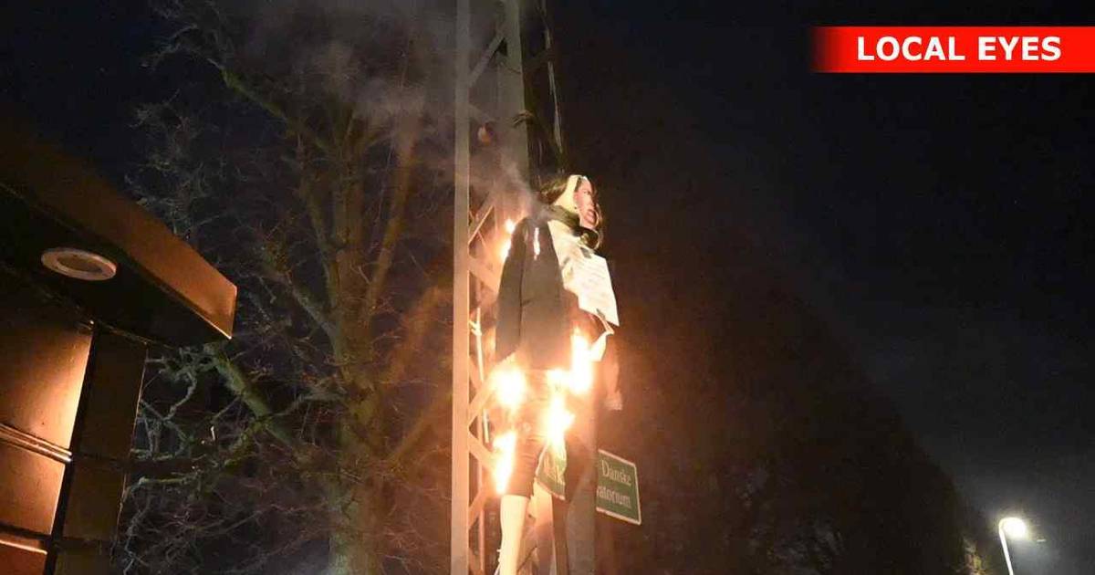 Afbrændte Mette Frederiksen-dukke: Nu er de sigtet efter streng ...