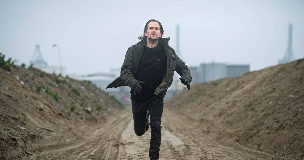 Mads Koudal fra Aarhus er hospitalsklovn - og spiller skurk i ...