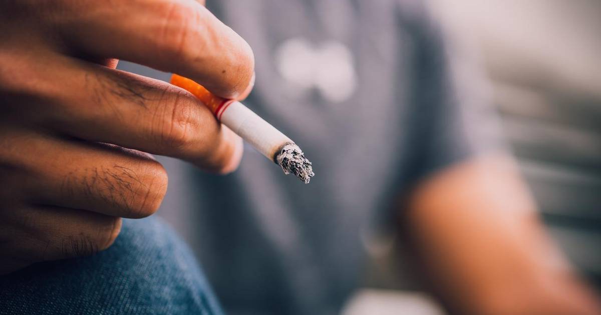 Rådmænd vil forbyde rygning under åben himmel flere steder - Din Avis