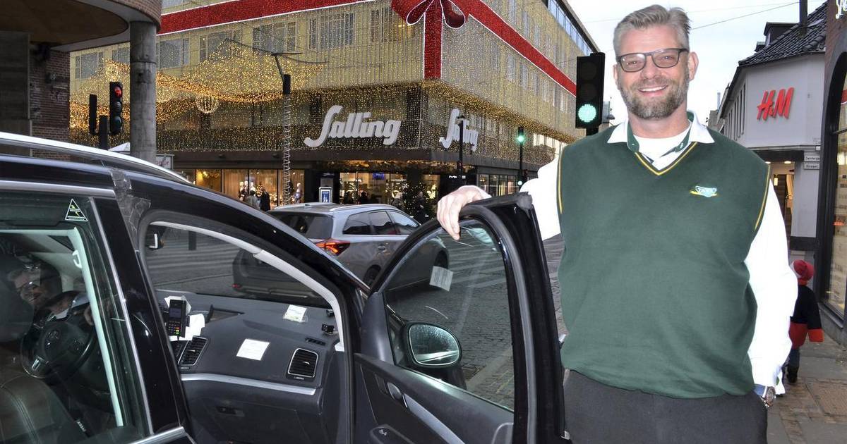 Han henter og bringer dig juleaften - Din Avis