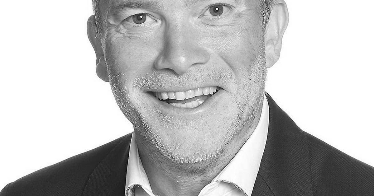 Højbjergdreng vender hjem og åbner RealMæglerne-butik - Din Avis