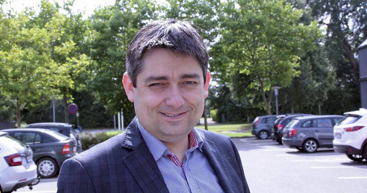 Folketingsmedlem stiller spørgsmål - Din Avis