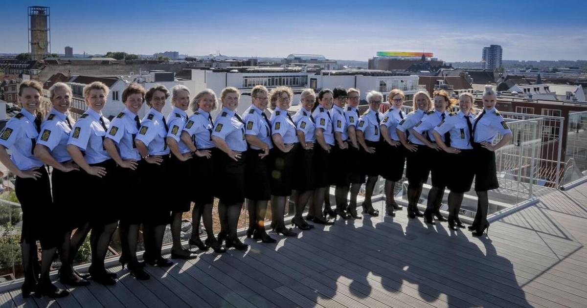 Politiet synger året ind - Din Avis