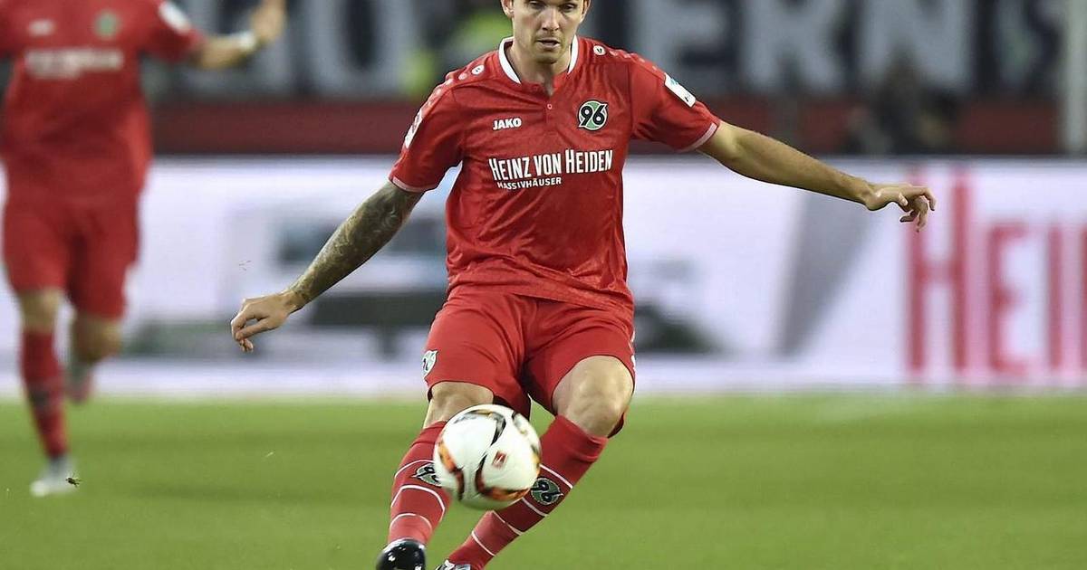 Hårde kampe mod naboklubber - Din Avis