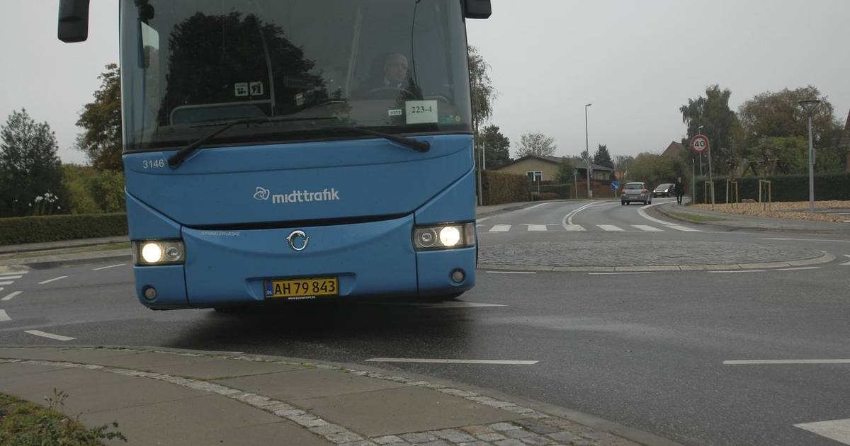Favrskov vil finde nye løsninger for rute 111 og 200 - Din Avis