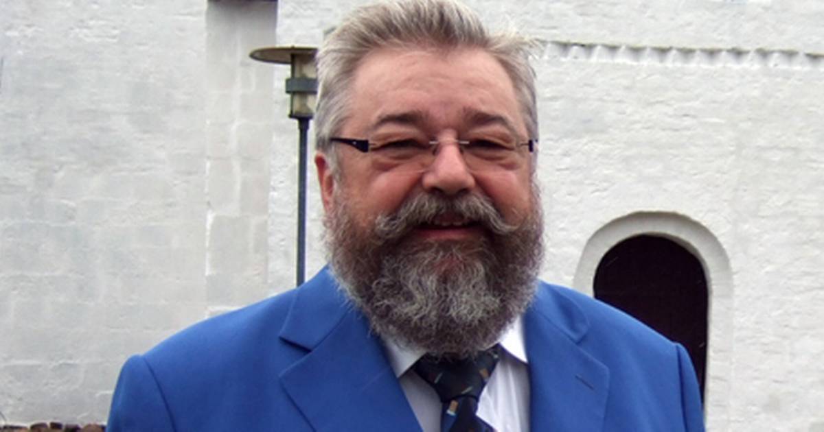 Den syngende sælger vil synge i byrådet - Din Avis