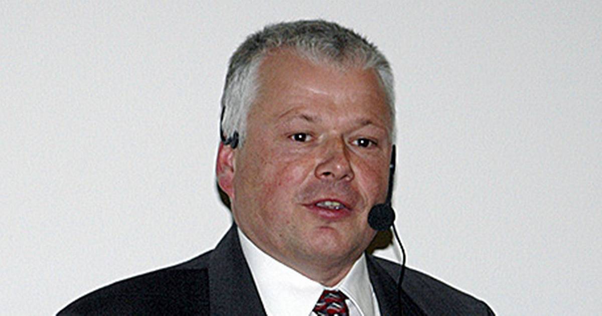 Sparekassen Østjylland har fyret direktøren - Din Avis