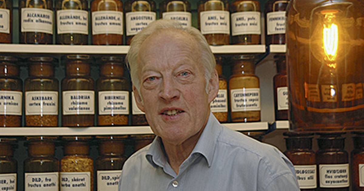 Stopper efter 50 år bag disken i Hammel - Din Avis