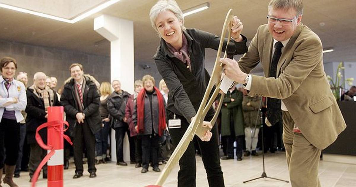 Sønderlemmende kritik af rådhusbyggeri - Din Avis