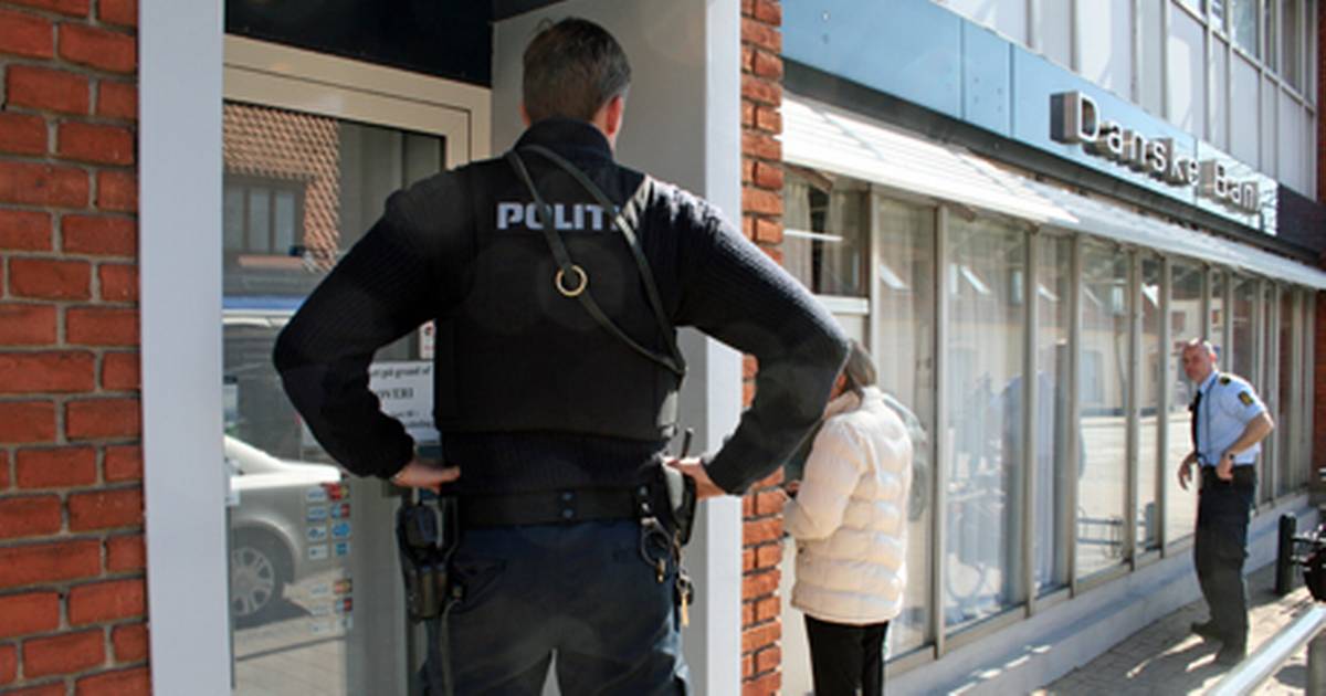 Unge bankrøvere truede med knive - Din Avis