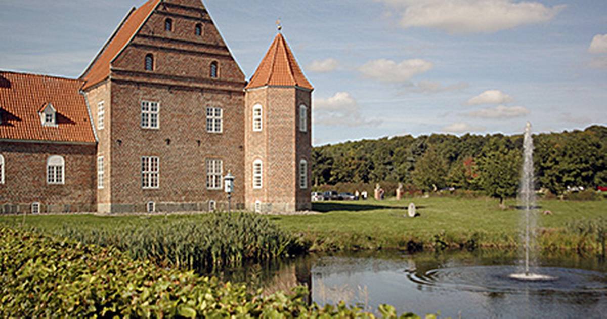 Musik og ord på bl.a. Bidstrup Gods og Ulstrup Slot - Din Avis