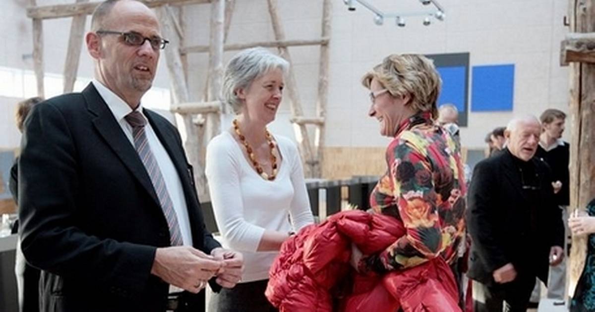 Gaver skal koste jobbet - Din Avis