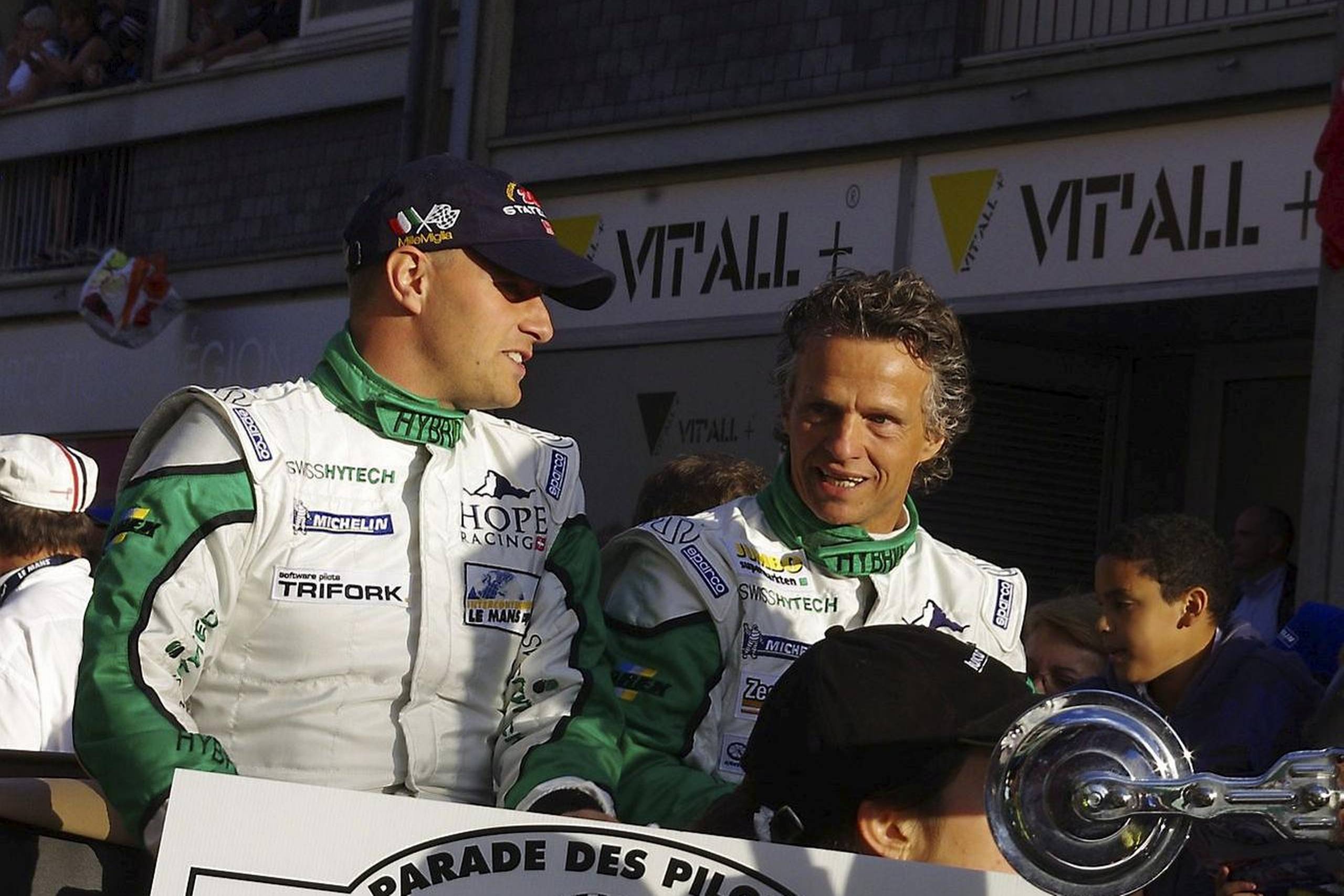 Casper Elgaard og Pretty Maids til Hadsten - Din Avis