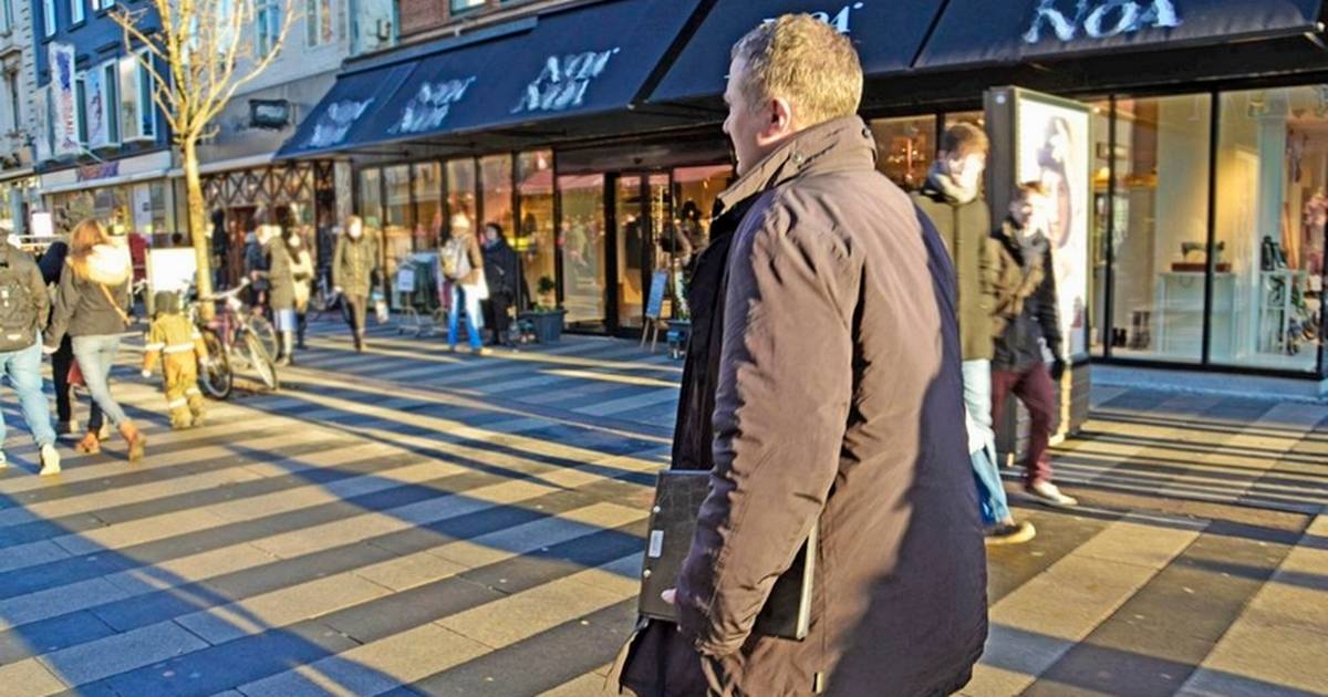 "Goddag, det er fra kontrolenheden" - Din Avis