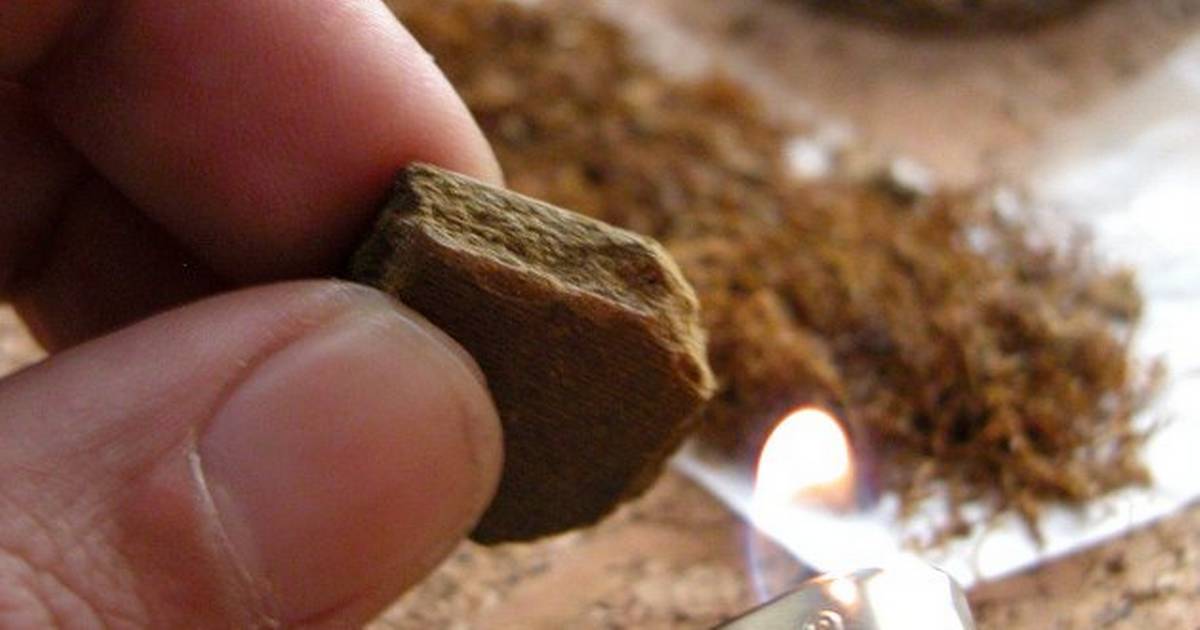 18-årig solgte hash ved skole - Din Avis