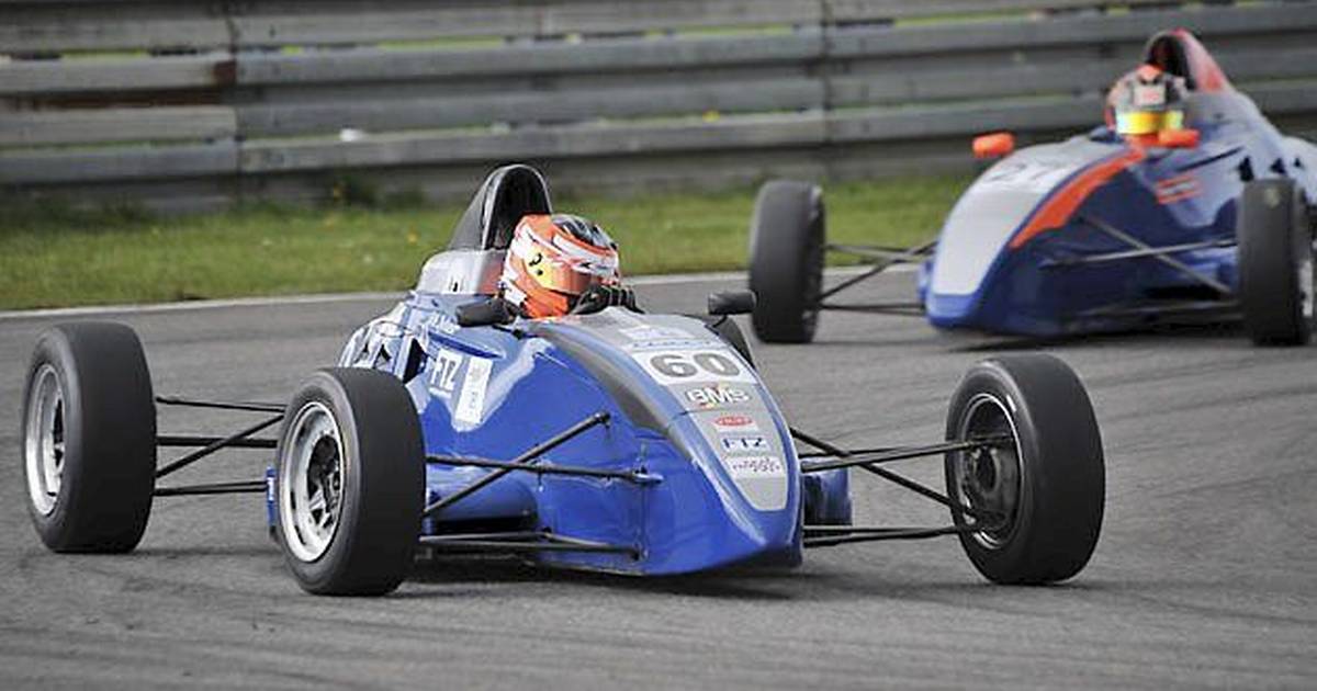 14-årig racerkører på podiet i sin første Formel Ford-start - Din Avis