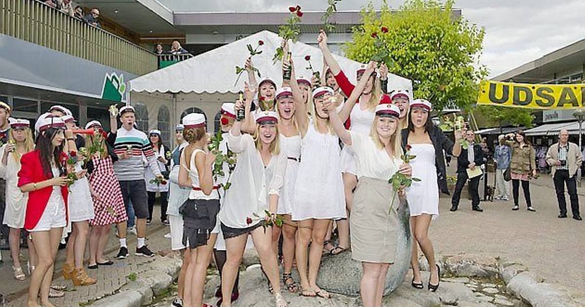 Studenter-dans er reddet - Din Avis