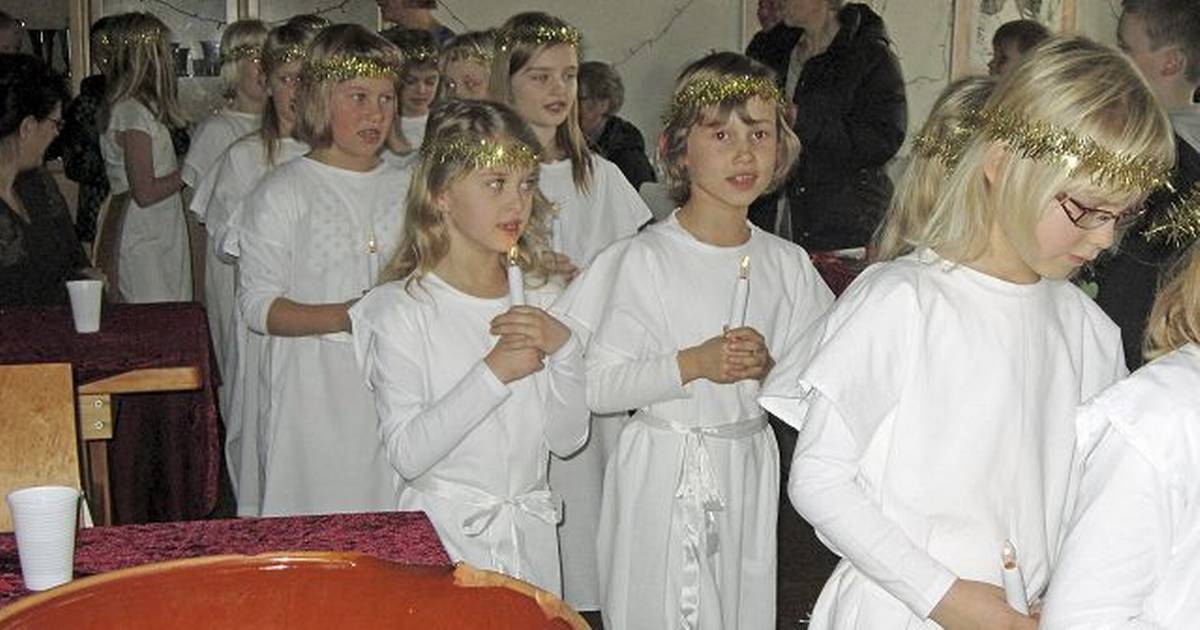 Julemarked med tidligt Luciaoptog i Hylke - Din Avis