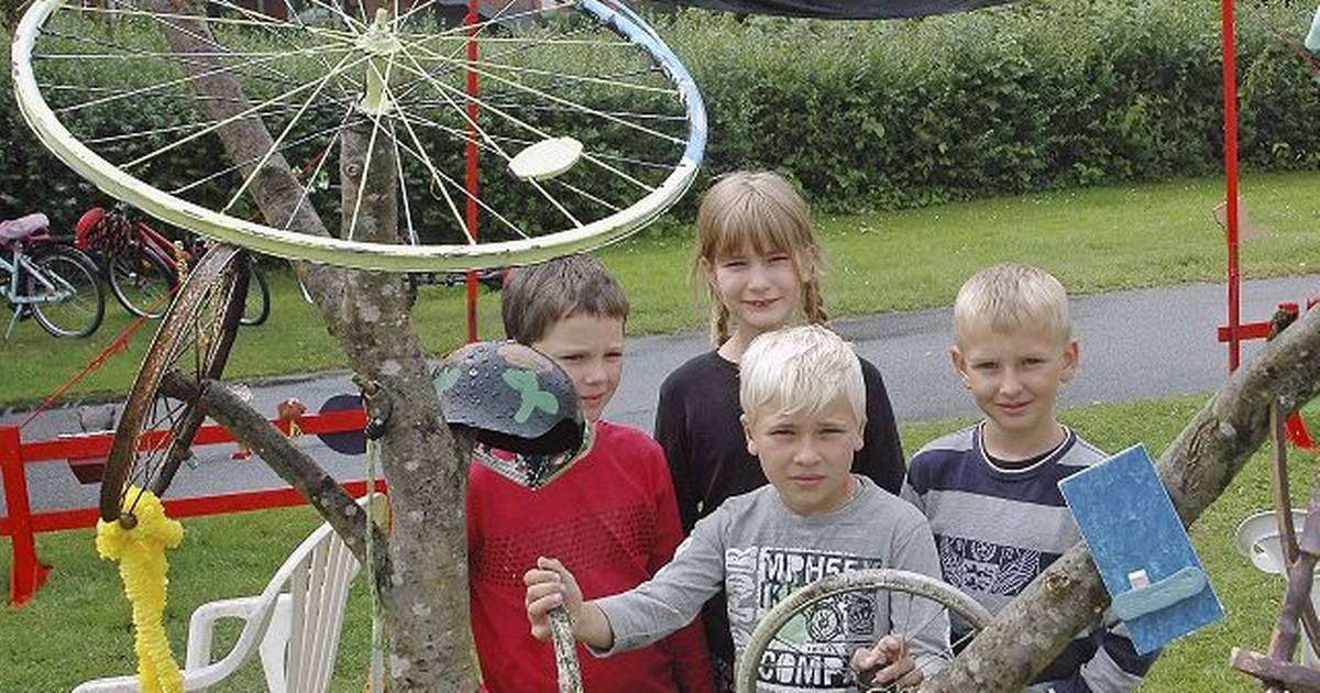Skæv Billedskole på Hadsten Skole - Din Avis