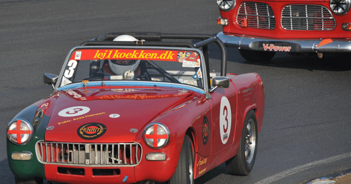 Masser af klassiske racerbiler på Ring Djursland - Din Avis