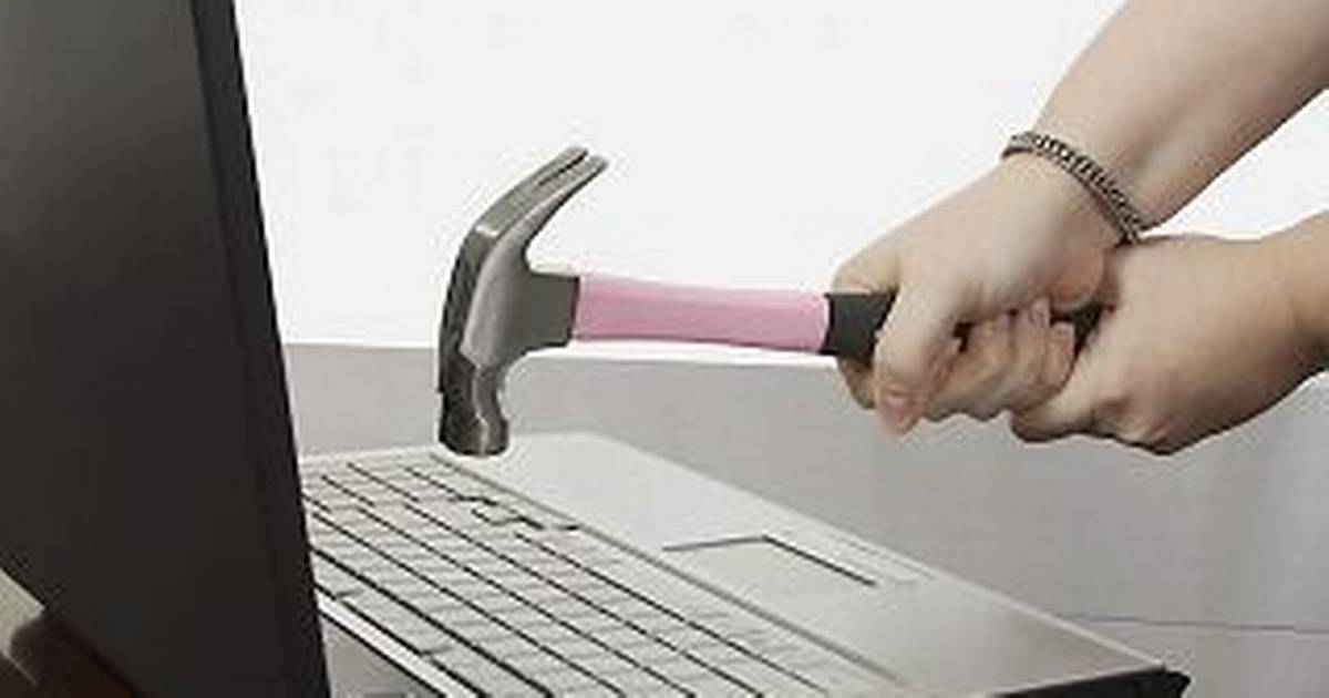 Jeg føler mig til grin - Din Avis