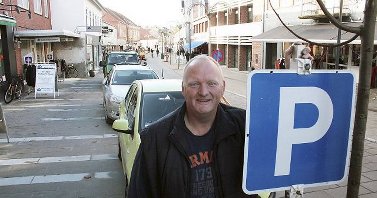 P-skilte hjælper fliserne i Søndergade - Din Avis