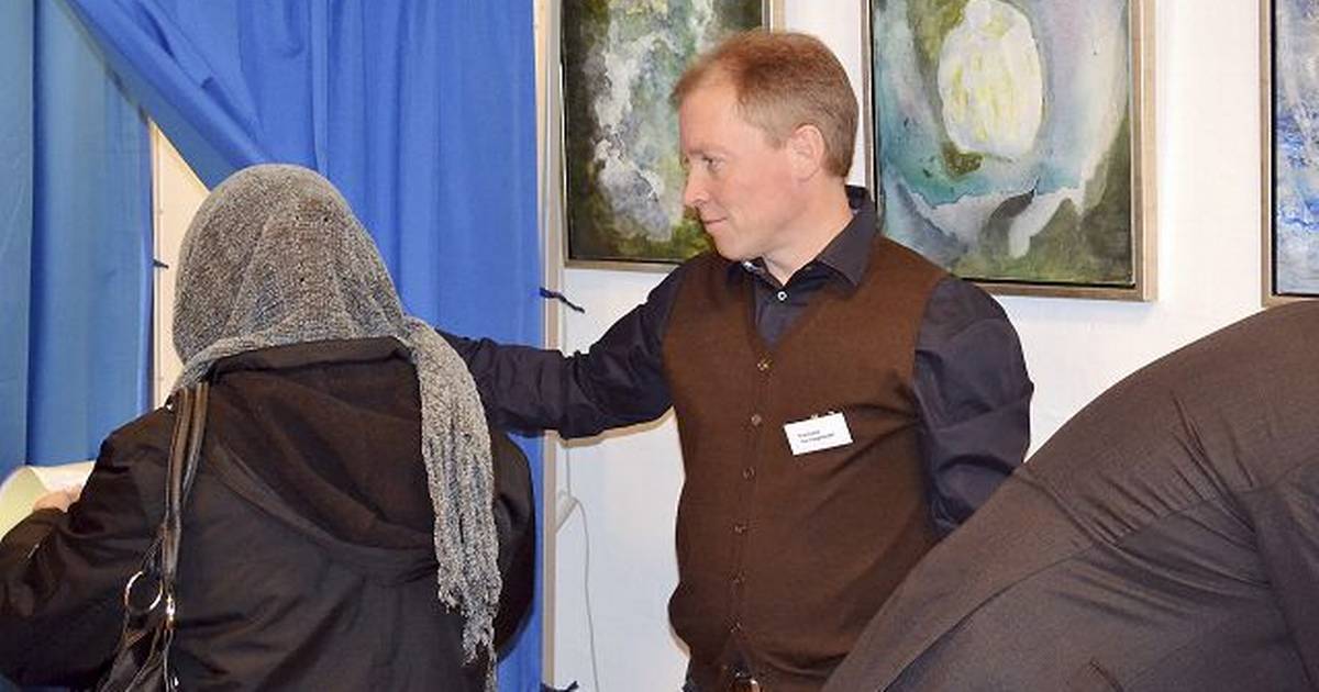 Der må være 3 i stemmeboksen - Din Avis