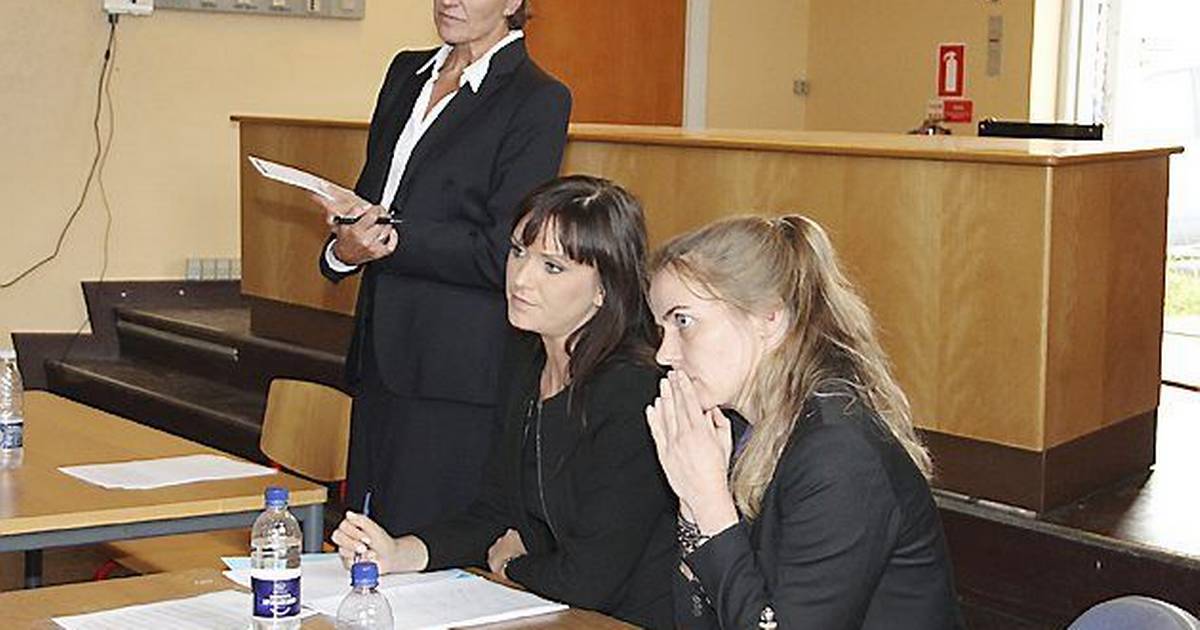 Justitsminister stadig lukket som en østers - Din Avis